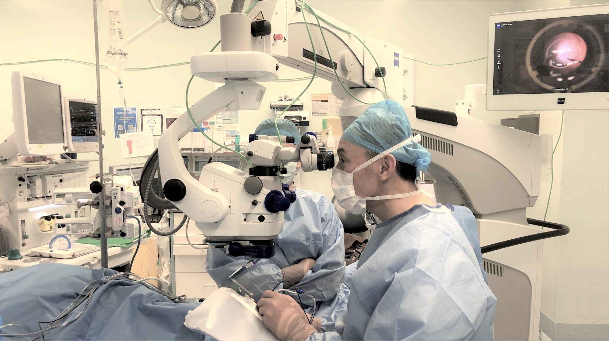 City Eye Centre | Brisbane Retinal Specialist & Vitreoretinal Surgeon